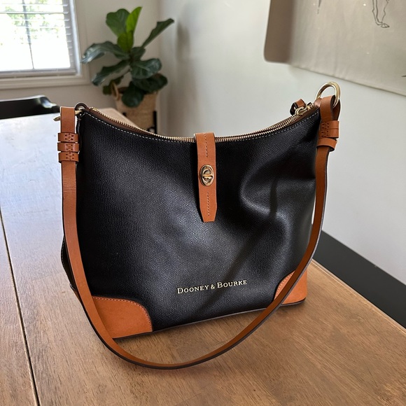 Dooney & Bourke | Bags | Dooney And Bourke Pebble Grain Hobo | Poshmark